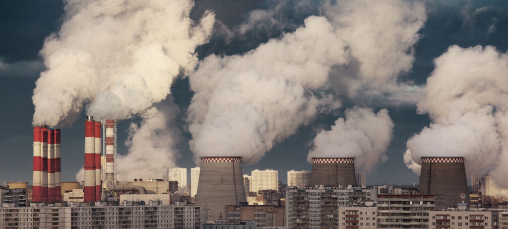 The cities where air pollution has increased and decreased the most ...
