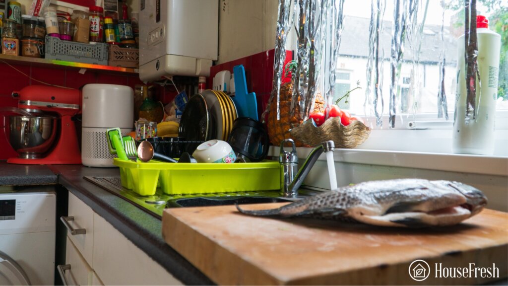 16 ways to get rid of cooking smells - HouseFresh