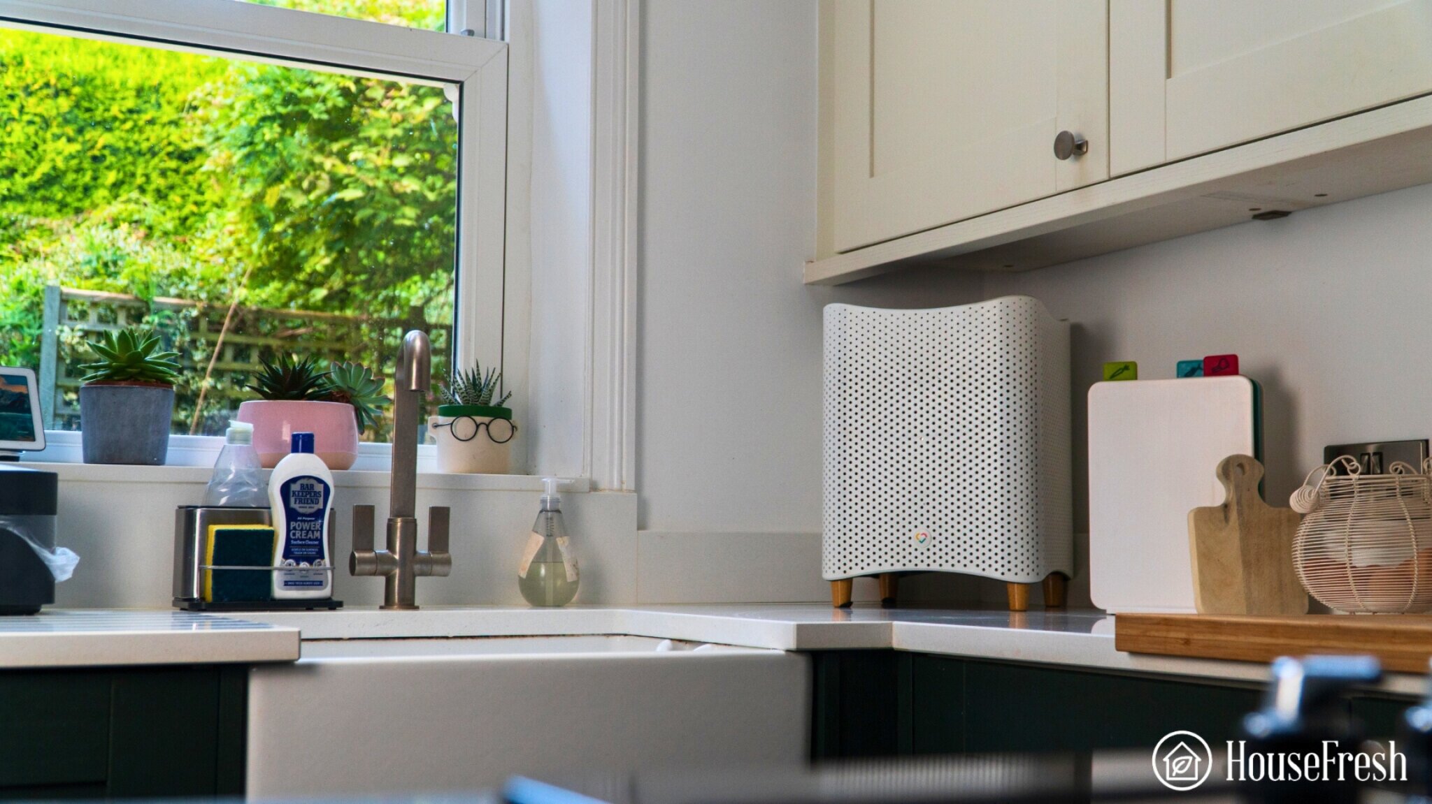 5 Best Kitchen Air Purifiers For Cooking Odors We Tested - HouseFresh